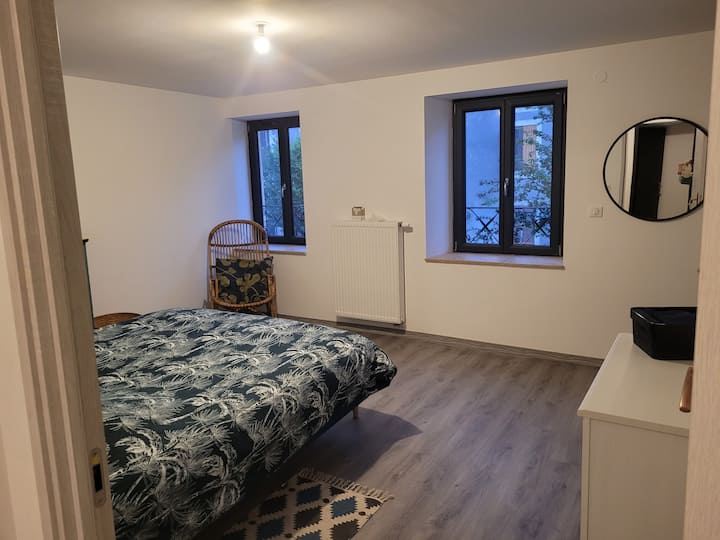 Une Chambre Avec Douche - Commercy