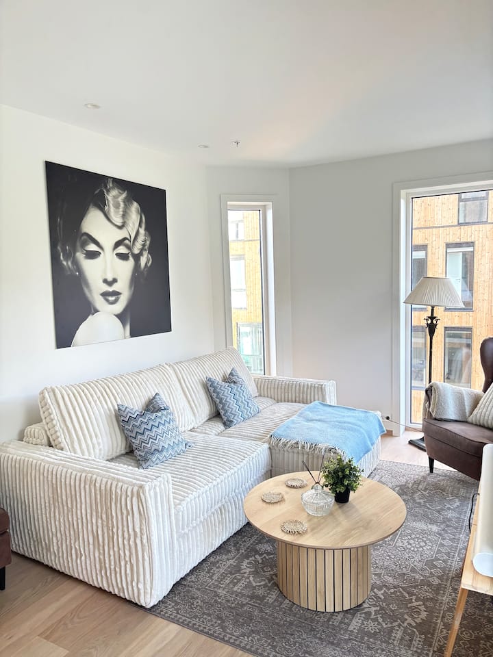 Kanalbyen - Sentrumsnær Leilighet Ved Sjøen - Norwegia