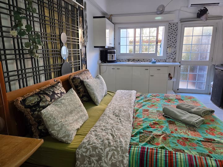Stylish Engomi Studio W/ Outdoor Near Universities - Nicosia