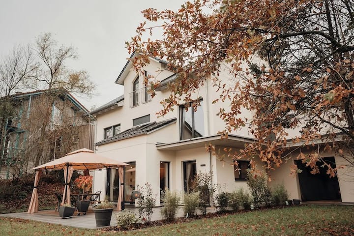 Großes Und Wunderschönes Haus An Der Mosel - Remich