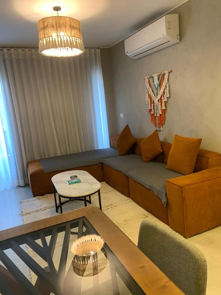 73 On S One #43 Bedroom Apartment - Cairo