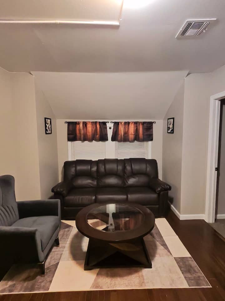 Cozy 1 Bed Apt, Close To Newark Penn Station - Prudential Center