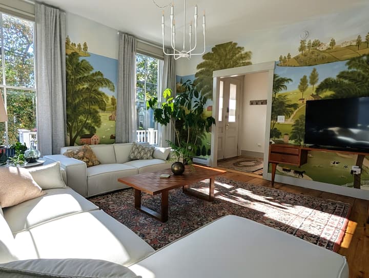 Stylish Home In The Heart Of The East End - Portland, ME