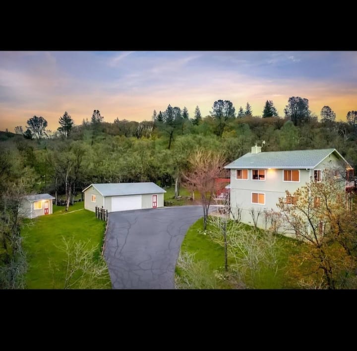 Mountain Bliss Ranch - Hot Tub And River Trails - Nevada City, CA