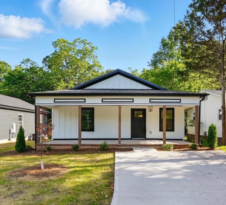 Cozy Concord Retreat | Near Downtown & Speedway - Concord, NC