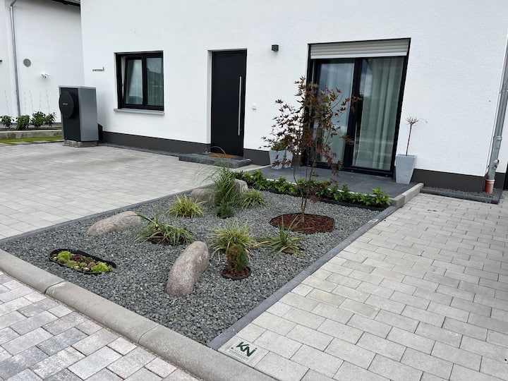 Cozy Apartment By The Vineyards – 5 Min To Train - Gau-Algesheim