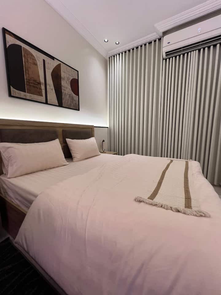 استديو حديث و انيق - Jeddah