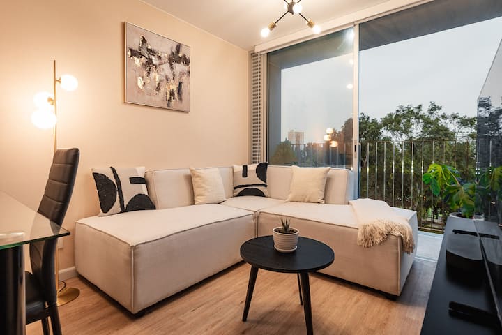 Vista A Campo De Marte/ Cochera Gratis - Pérou