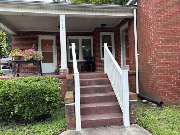 Charming 1 Bedroom, 1 Bathroom Apartment - Burlington, NC