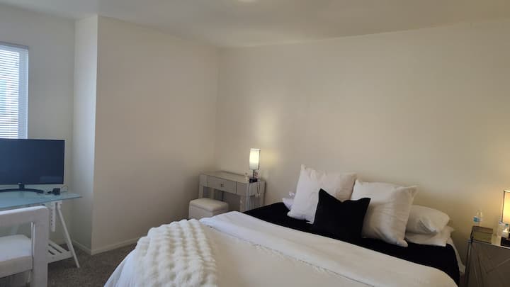 Cozy Apartment Near Everything - Provo, UT
