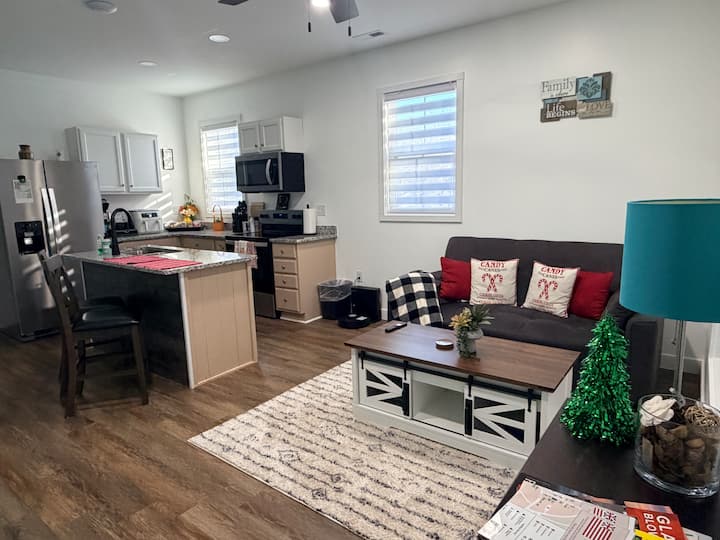 The Hidden Gem – Serene Vibes In A Prime Location - Williamsburg, VA