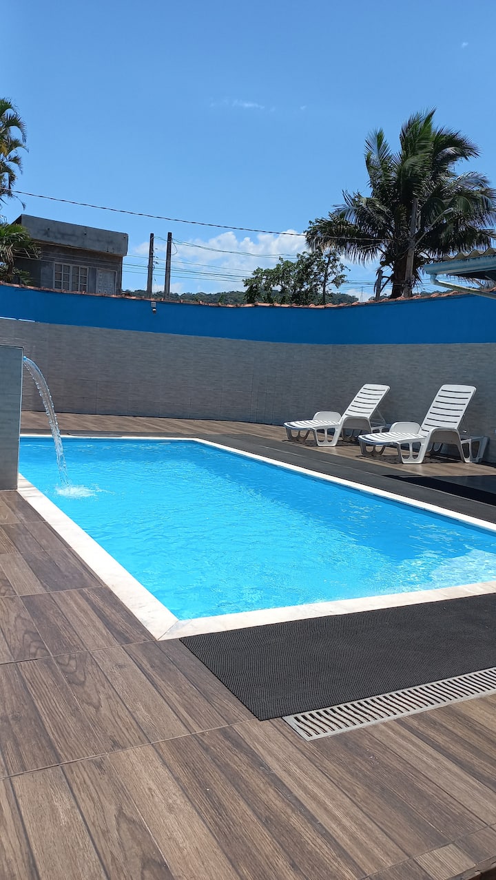 Casa Com Piscina E Garagem Em Massaguaçu/cocanha - Caraguatatuba