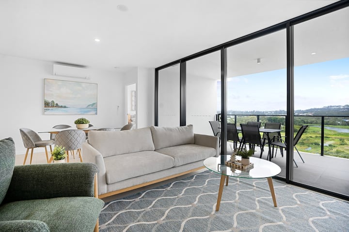 Uninterrupted Westerly Views | Parking | Wi-fi - Maroochydore