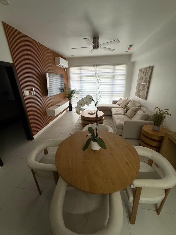 Hideaway Escape @ Helios - Kingston