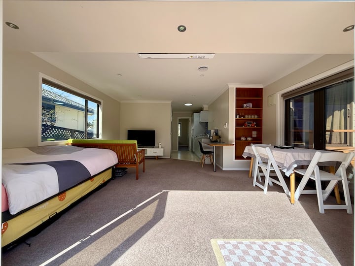 Family-friendly 1br In Howick, Near Beach & Cafes - ワイヘケ島