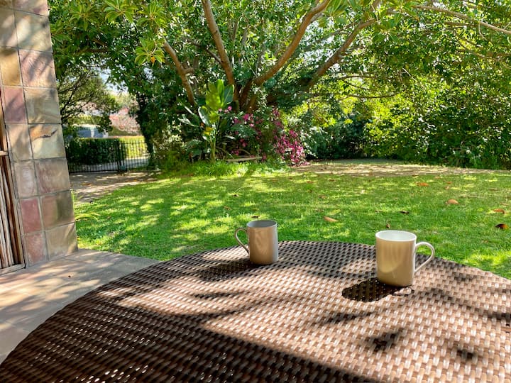 Peace Lily Garden Flat – Spacious & Central Stay - Plettenberg Bay