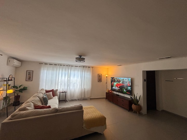 Casa Lomas Amplia Casa Familiar A 2 Minutos De Cas - Nogales, AZ