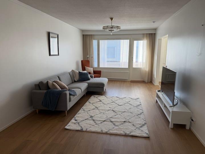 Keskustassa 102m2 Valoisa Läpitalon Huoneisto - Mikkeli