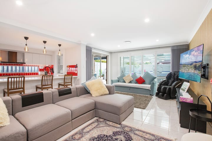 Bonus Massage Chair+accessible Pool & Bathroom - Liverpool
