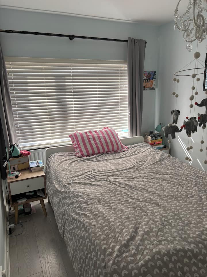 Cosy Artane Stay - Swords