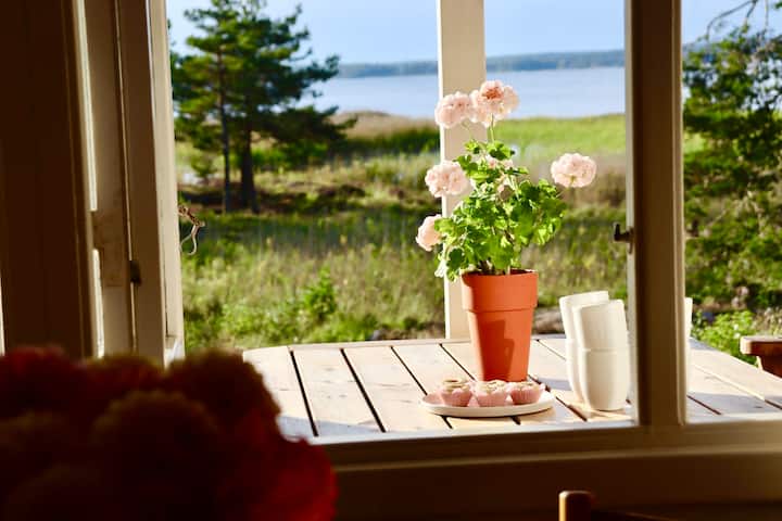 Stor Sjötomt Vid Vänern - Karlstad