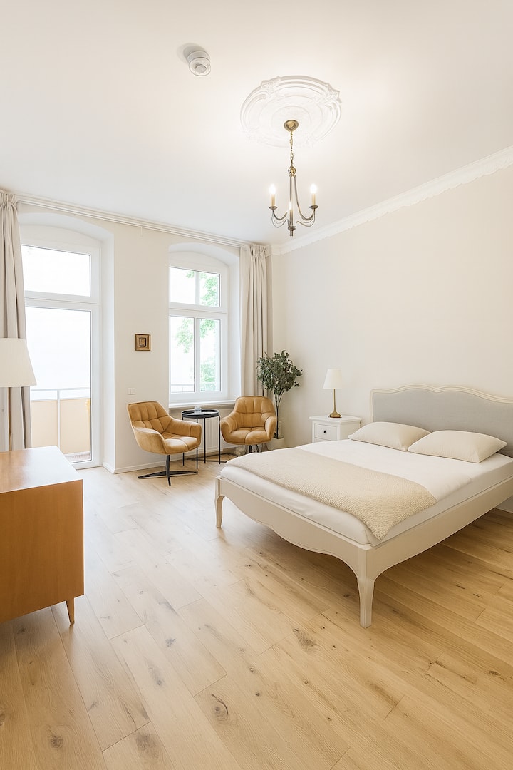 Newly Furnished, Quiet And Spacious 2br Apartment - Berlijn