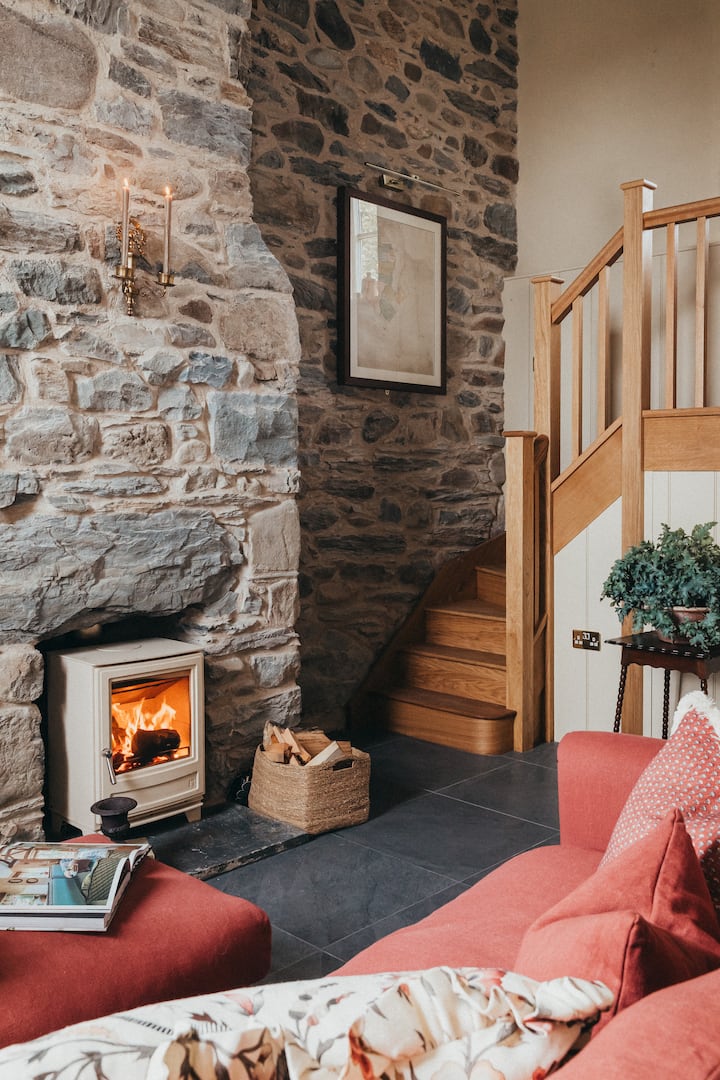 Workshop Cottage Within The Llanfendigaid Estate - Tywyn