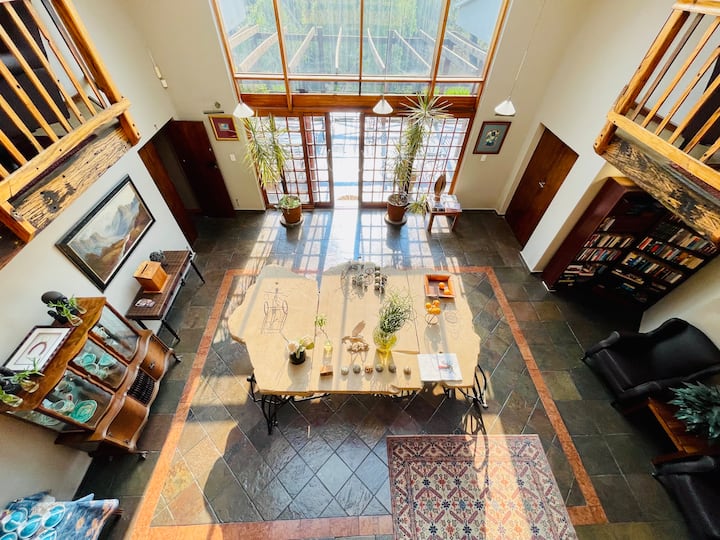 Pretoria Mansion Boutique Stay
Elegant Rooms - Centurion