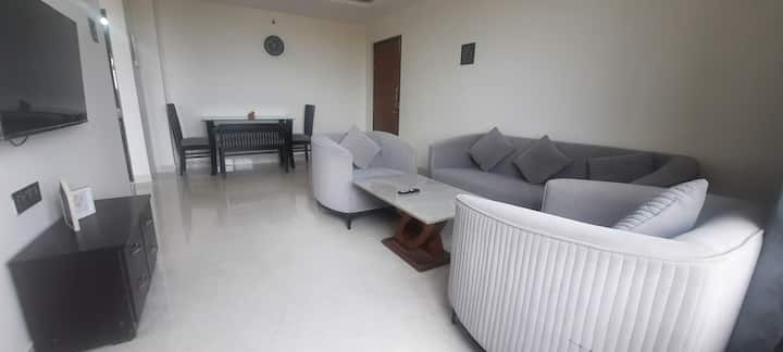 Stylish 2bhk By Powai | Perfect For Work & Leisure - Mumbai