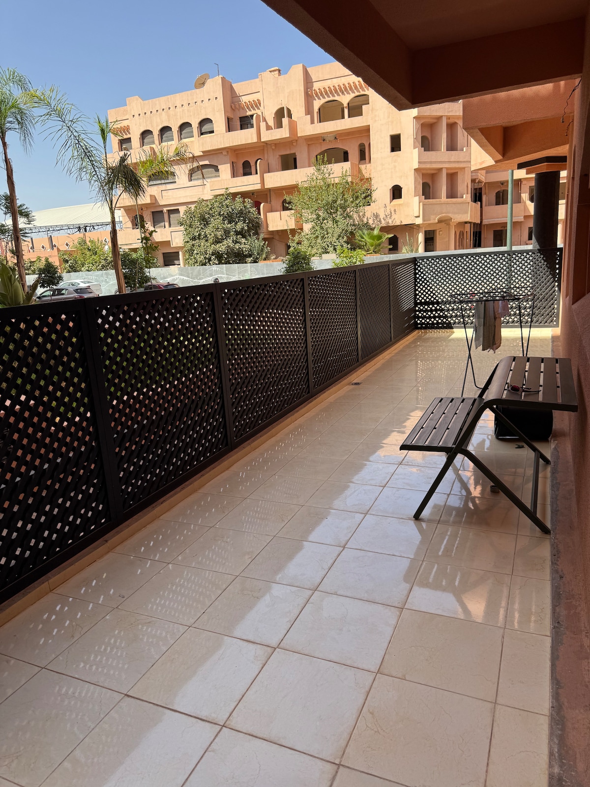 Pleasantly furnished apartment perfectly located - Flats for Rent in ...