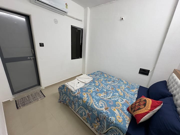 Flat No.302, Gotawala Mansion - Surat