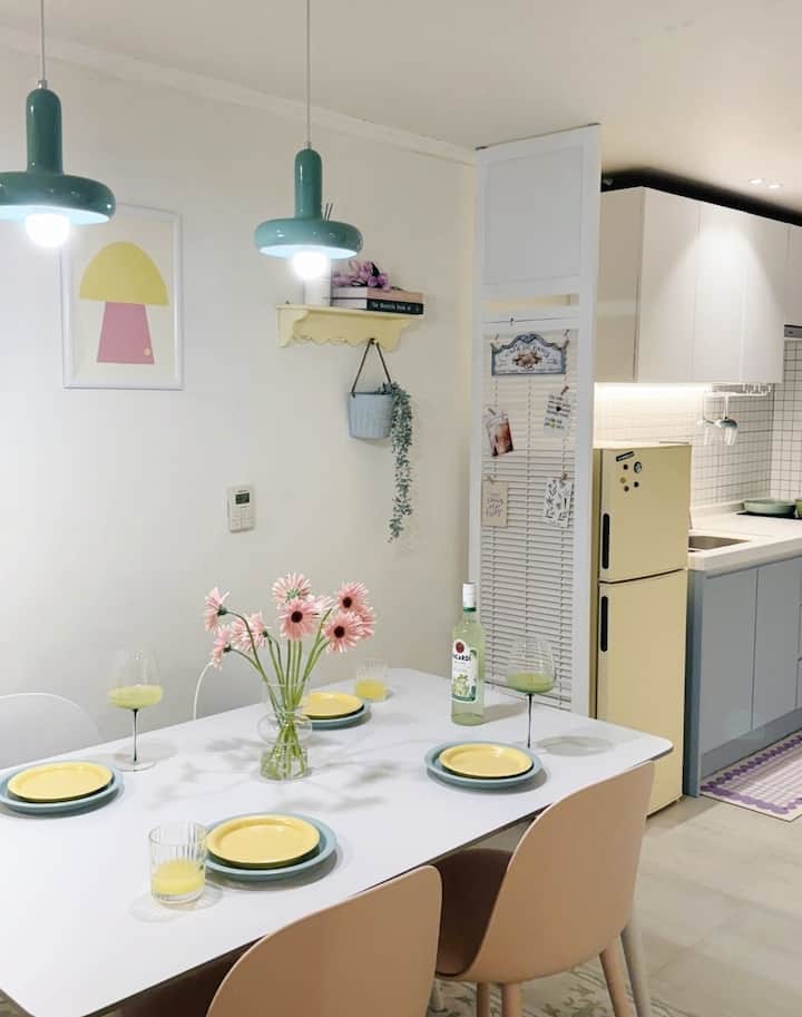 [New] 오픈할인/행리단길 정중앙/달달스테이/빔프로젝터/깨끗한 감성숙소 - Suwon