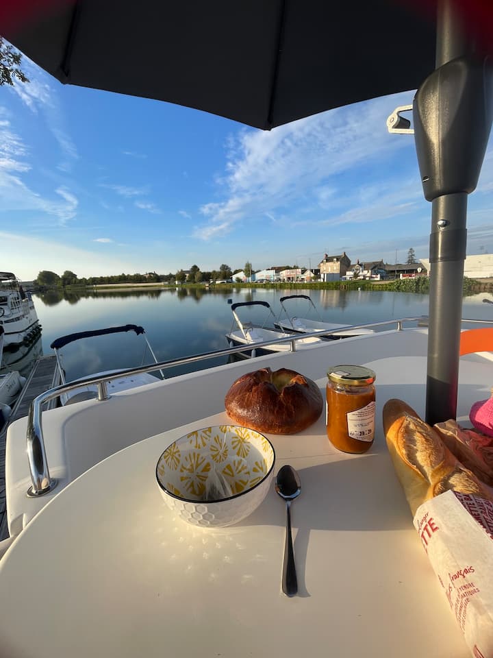 Nuit Insolite Aux Portes De Nevers - Nevers