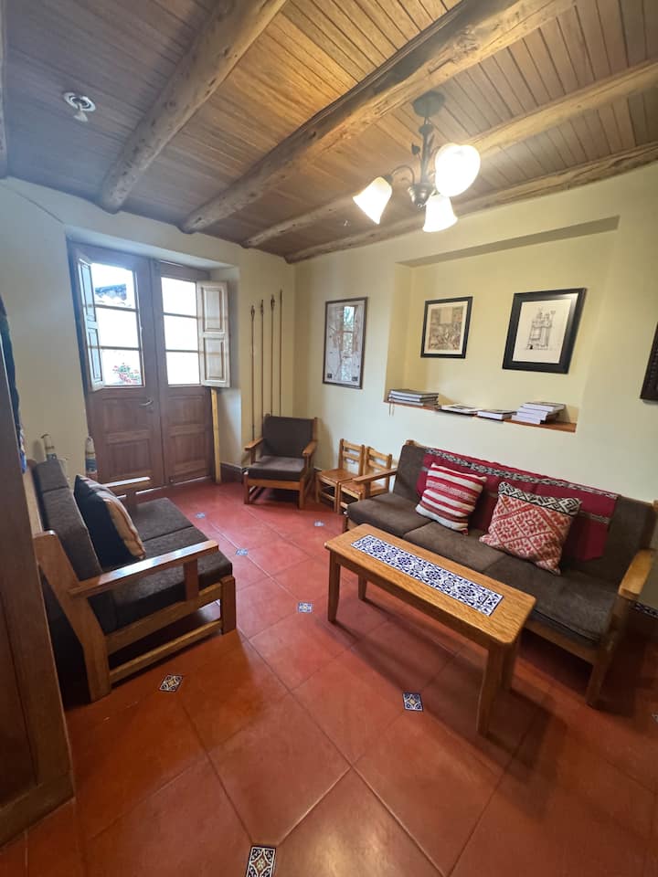 Tu Refugio En San Blas, Cusco — Ubicación Ideal - Cusco