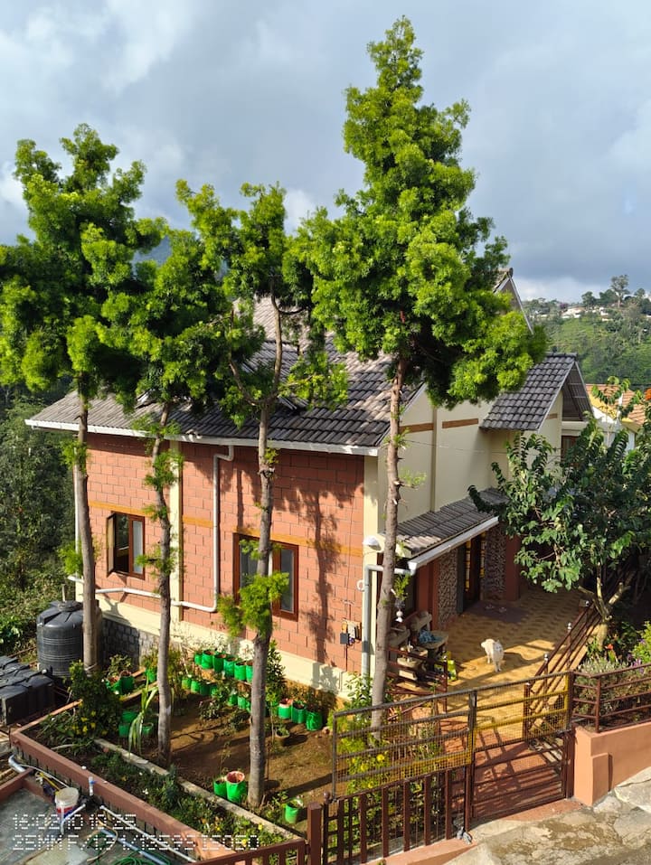 Pleasant Stay Coonoor-a Serene Hillside Retreat - Coonoor
