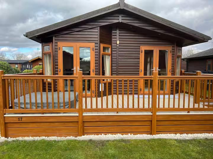 Mandarin Lodge With Hot Tub - 莫爾頓