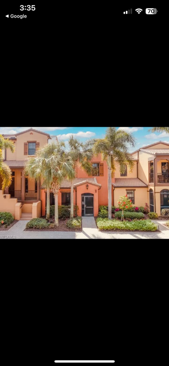 Resort Living With Mediterranean Architecture! - Fort Myers