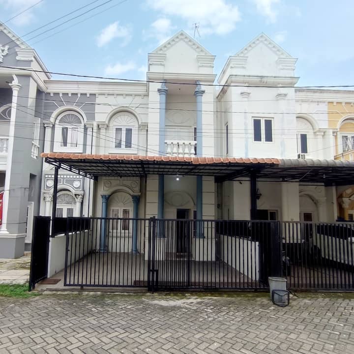 Platinum Homestay Medan Rumah Nyaman Di Ringroad - Medan