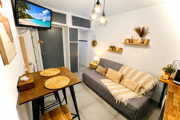 Studio Cosy Proche Plages Et îLes à Pied - Hyères