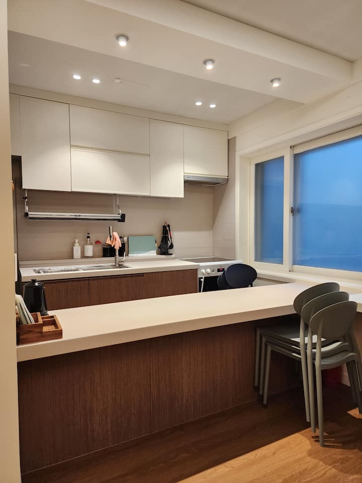 #허니슬립1#바다60초#짐보관# - Busan