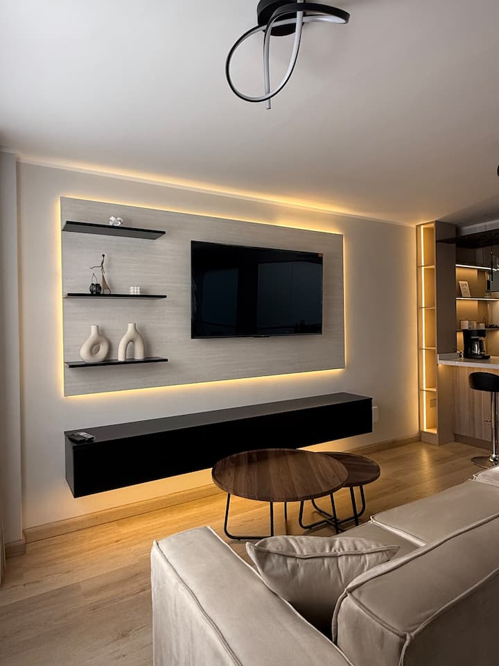 Apartamento De Estreno En Residencial Arequipa - Arequipa