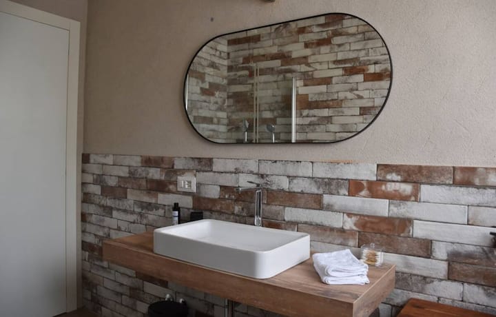 One Bedroom Apartment 10 Mins To Malpensa & Trains - Busto Arsizio