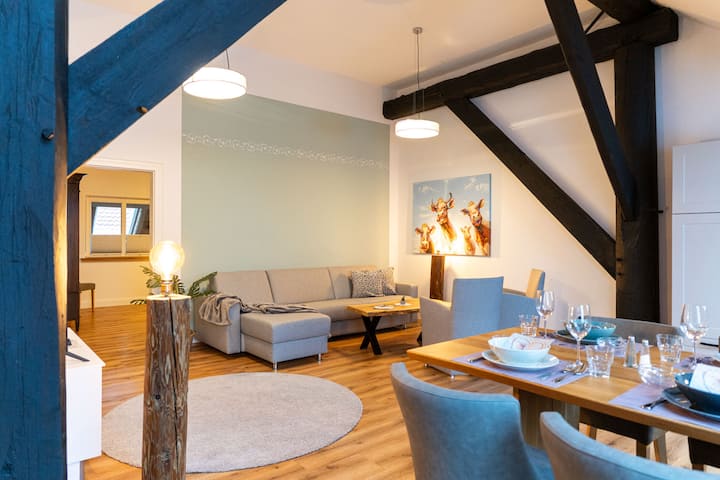 Edo | Große, Familienfreundliche Wohnung Im Og - Norddeich