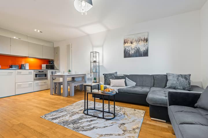 Stylish 1 Bed City Centre Apartment Sleeps 5 - Leicester