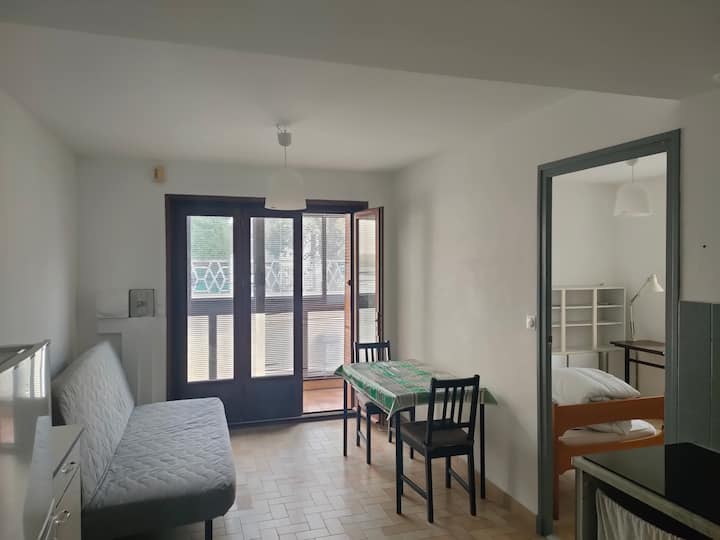 T2 Calme Et Indépendant à 15 Minutes De Lyon - Solaize