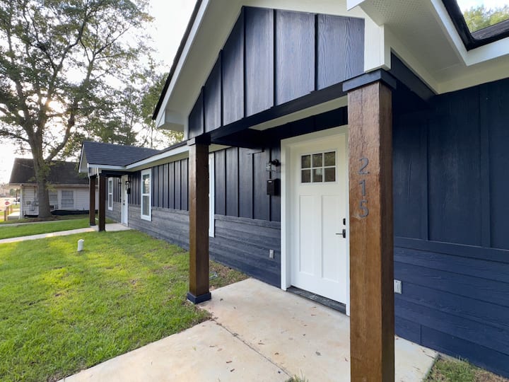 Game Day Ready In Ruston – 4br/4.5ba, Sleeps 8 - Ruston, LA