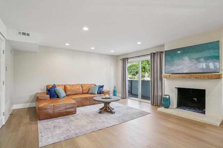 Newport Beach Luxury Living - Newport