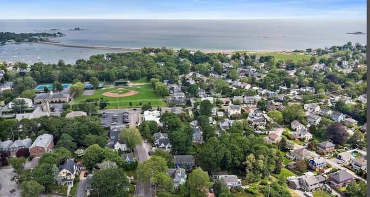 Seaside Home Near Salem - Marblehead, MA