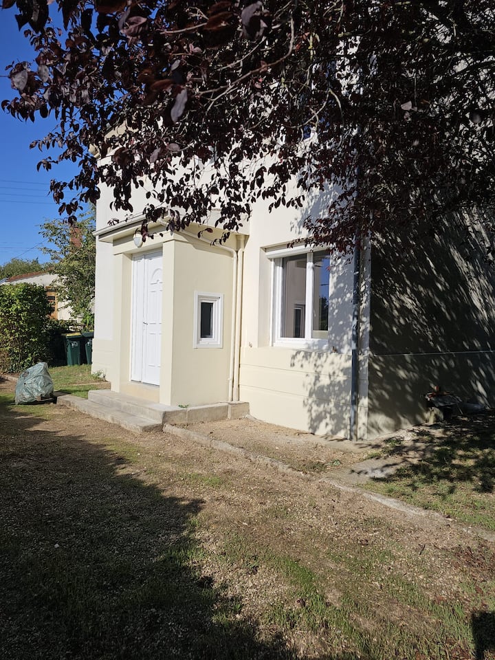 Maison 2ch Aéroport Bourges + Convertible - Bourges