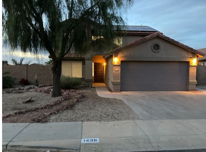 Beautiful 3 Bedroom In The Heart Of Casa Grande - Casa Grande, AZ